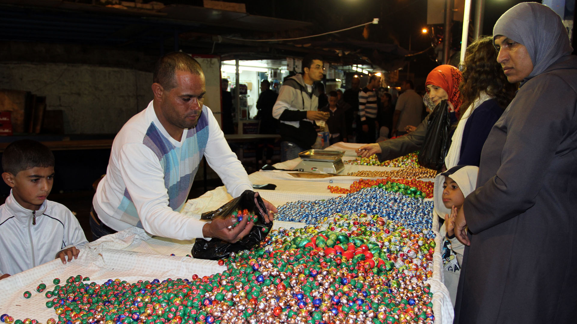 Muslime feiern Opferfest - Israelnetz