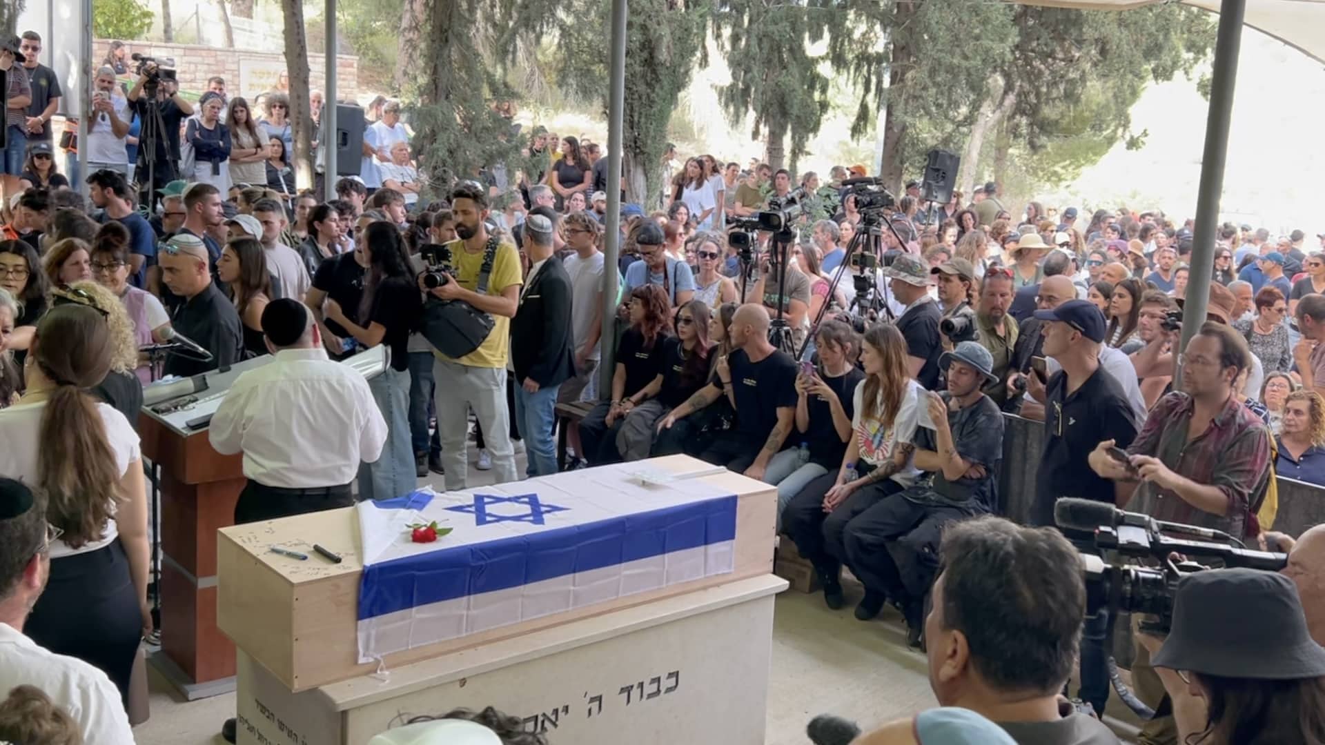 Deutsches Hamas-Opfer: Shani Louk in Israel beigesetzt
